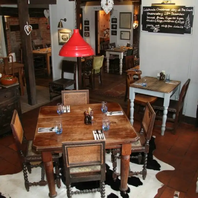 Restaurante The Gun, Gun Hill - Heathfield, , East Sussex | OpenTable