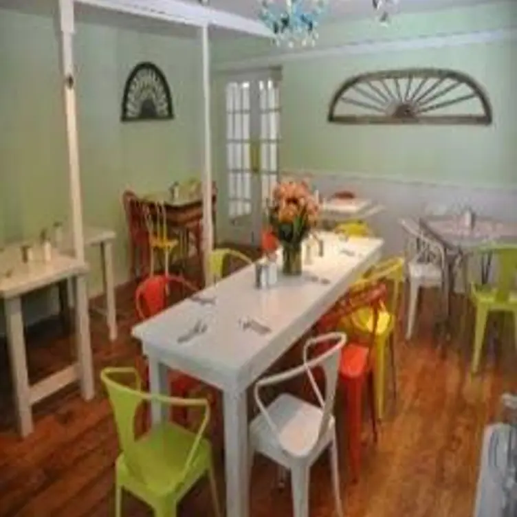 High Falls Kitchenette - Updated 2024, Comfort Food Restaurant in High ...