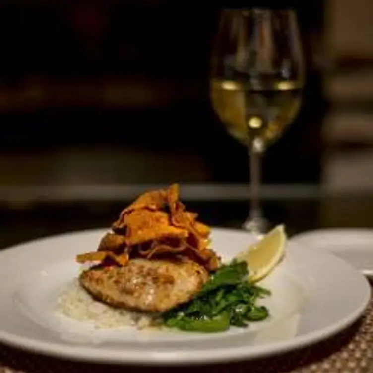 Kingfisher Bar & Grill - Updated 2025, Seafood Restaurant in Tucson, AZ