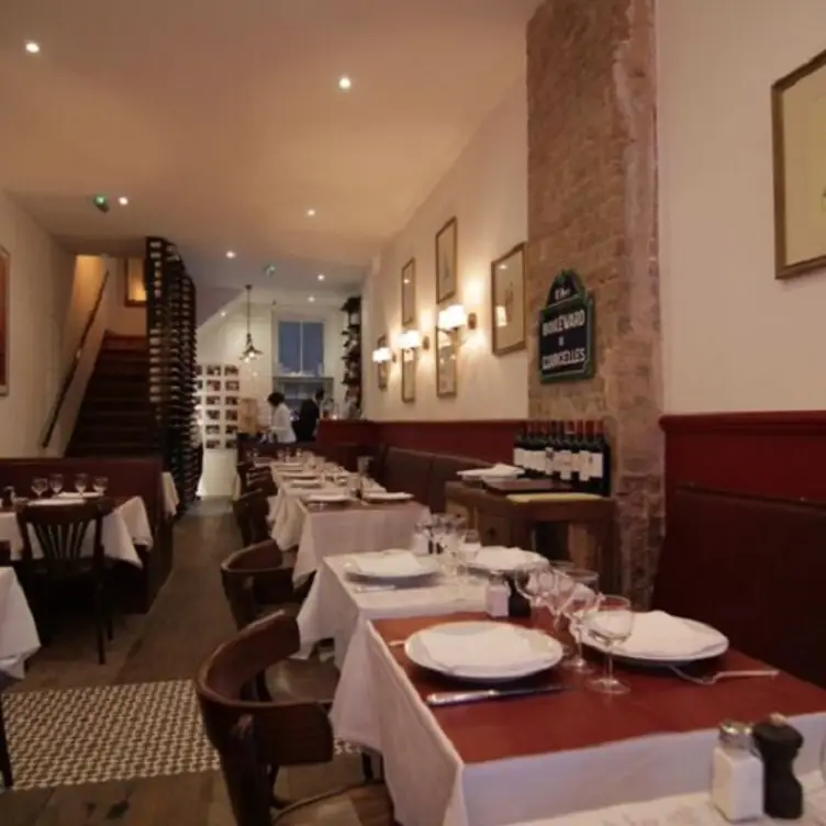 Chez Max & Philippe - Permanently Closed Restaurant - London | OpenTable