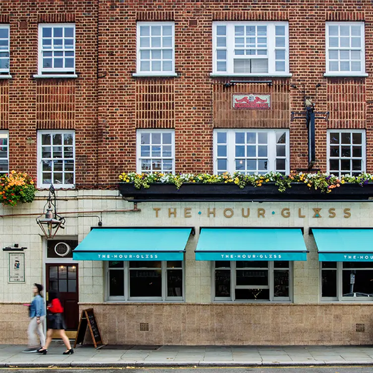 Hour glass pub store