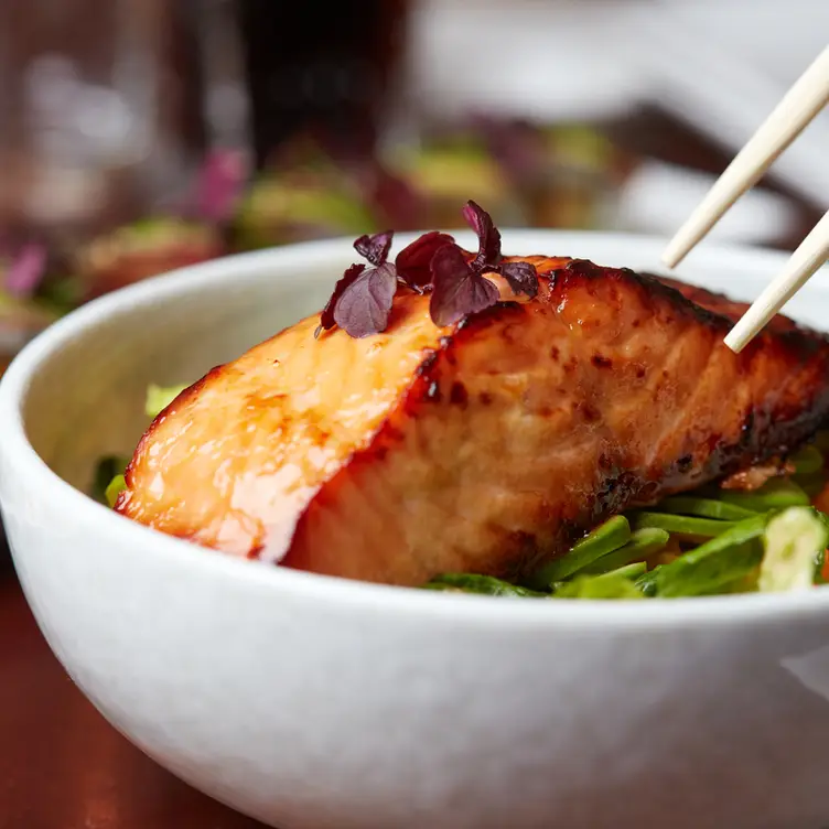 Restaurante Oka Chelsea - London, | OpenTable