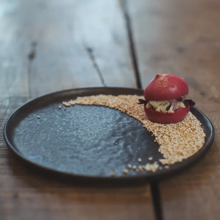 tulus lotrek Speiselokal Restaurant - Berlin, BE | OpenTable