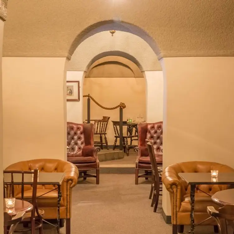 Davy's St James Restaurant - London, | OpenTable