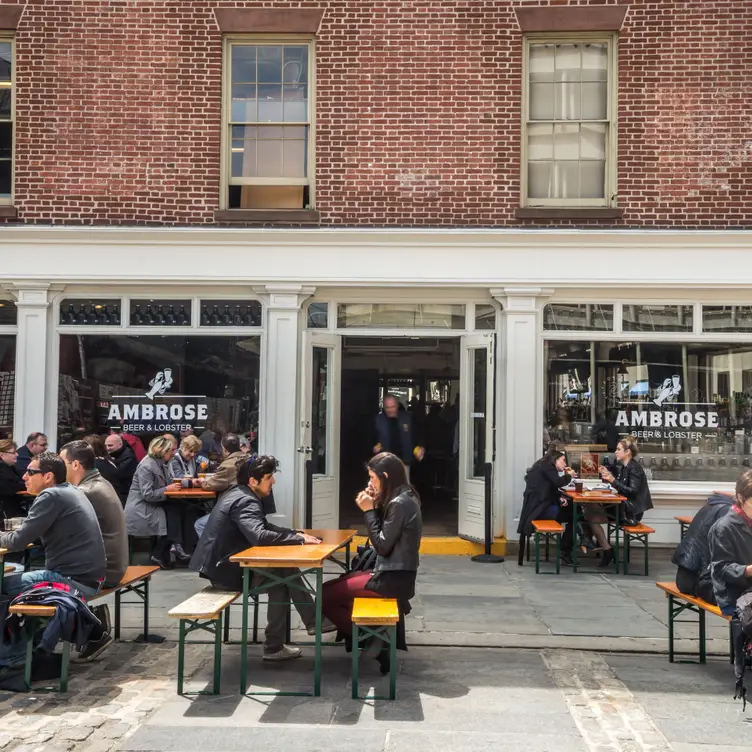 Ambrose Beer & Lobster - Updated 2024, Seafood Restaurant in New York, NY
