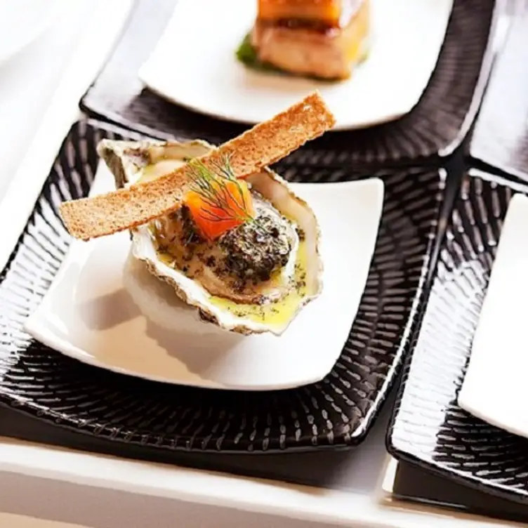 Gordon Grill - Goodwood Park Hotel Restaurant - Singapore, Singapore ...