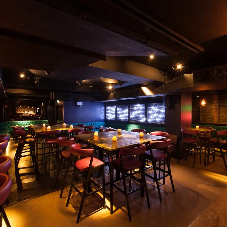 Loop Bar Restaurant - London | OpenTable