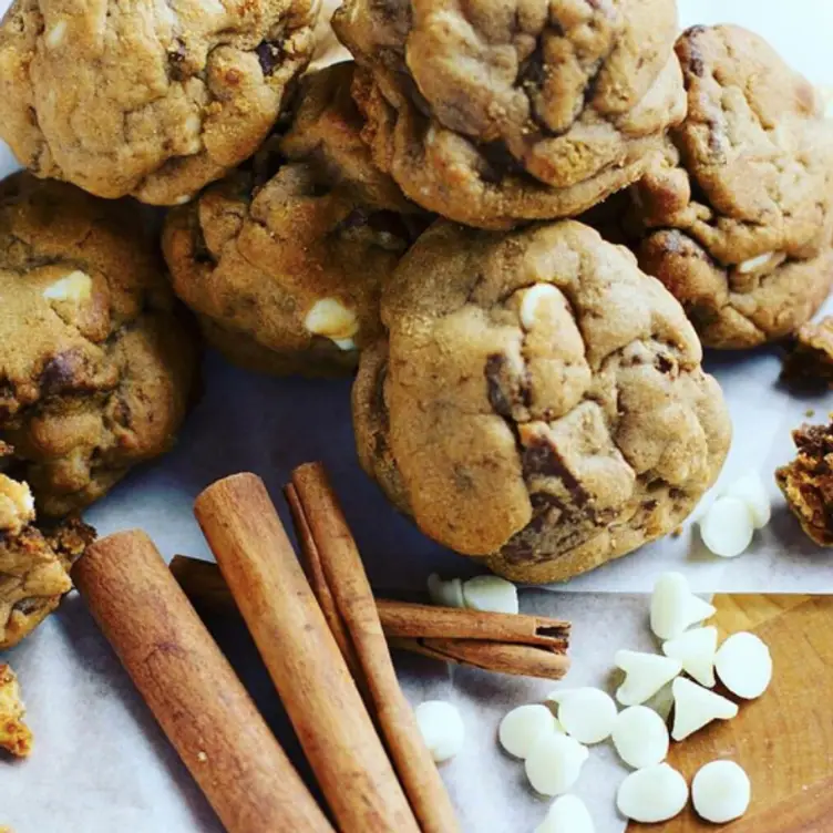 Evelyn's Kitchen Restaurant - New York, NY | OpenTable