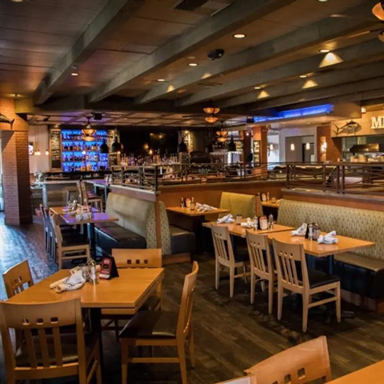 Market Broiler’s - MB Grille - Simi Valley Restaurant - Simi Valley, CA ...