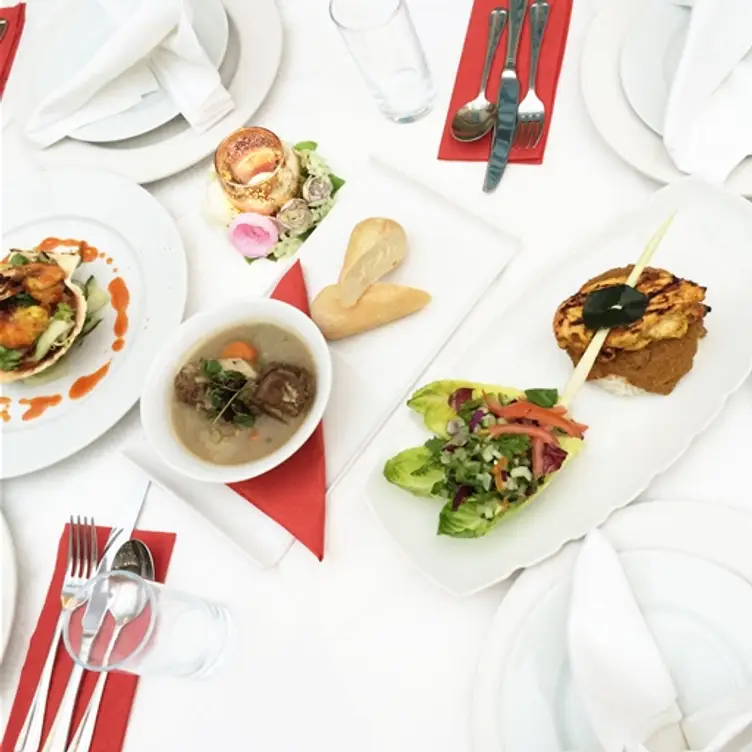 Restaurante Selesa Restaurant - London, | OpenTable