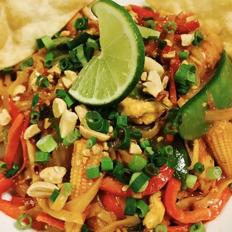 Kings Dining & Entertainment - Raleigh North Hills Restaurant - Raleigh ...