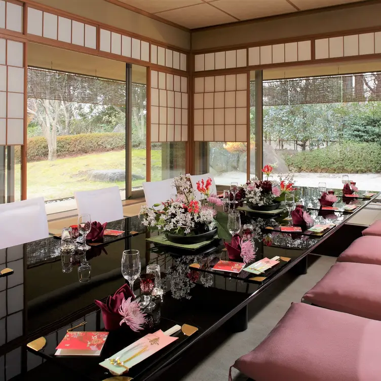 Showa-no-mori Kurumaya - Forest Inn Showakan Restaurant - Akishima-shi ...