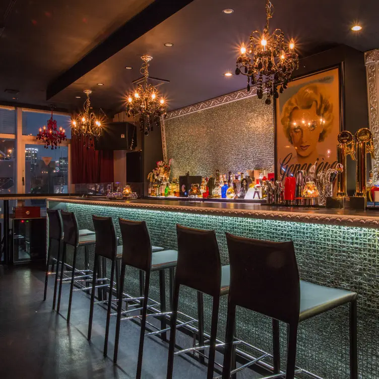 Restaurante Soul Bar The Beach Lounge - Minato-ku, , Tokyo | OpenTable