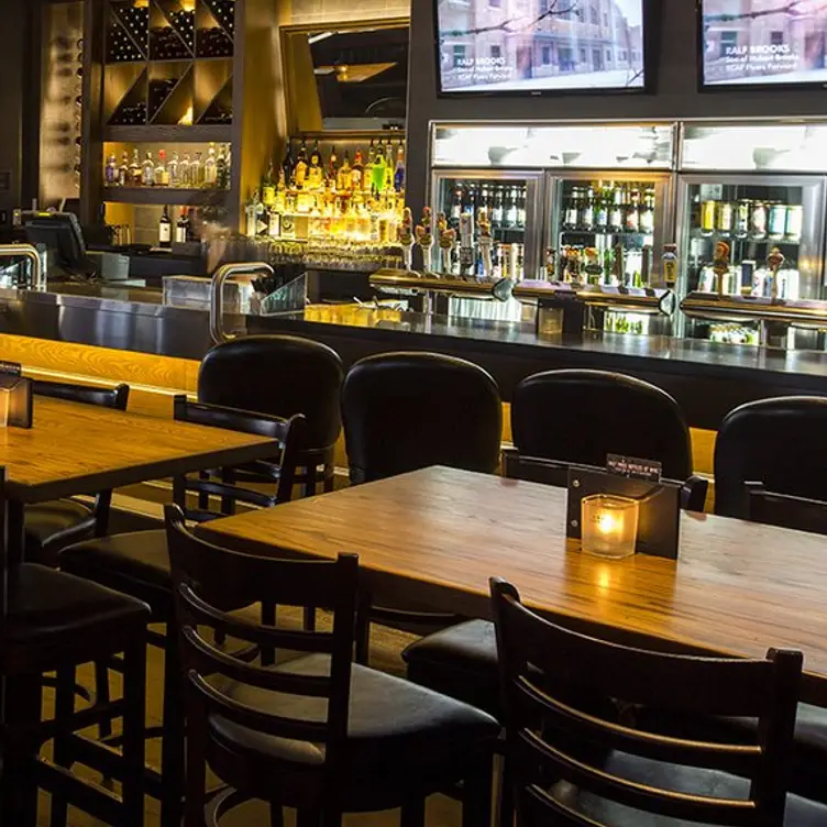 Original Joe's - Calgary - Macleod Trail Restaurant - Calgary, AB ...