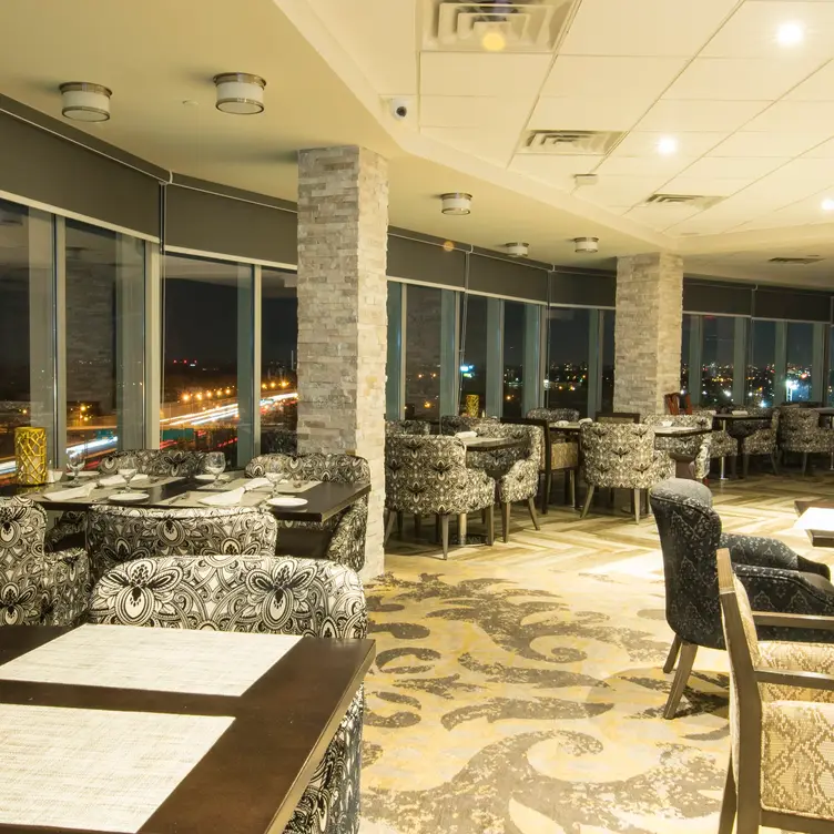 Sky Restaurant and Lounge - Crowne Plaza - Saddlebrook （2025 年 に更新 ...