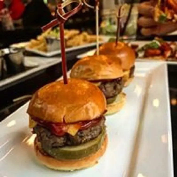 Restaurante Manhattan Proper - New York, NY | OpenTable