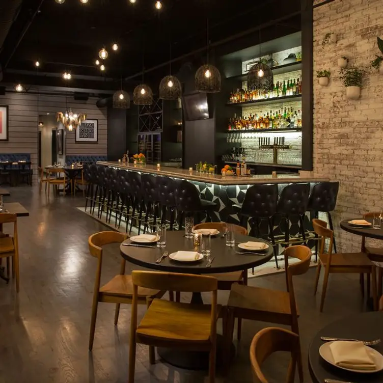 Restaurante Clever Rabbit - Chicago, , IL | OpenTable