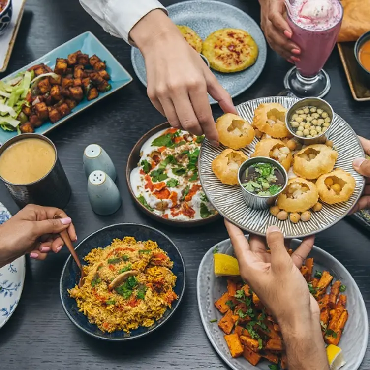 Sakonis - Hatch End Restaurant - Harrow, , Greater London | OpenTable