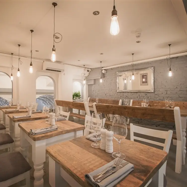 Bobo Social - Updated 2025, Burgers Restaurant in London
