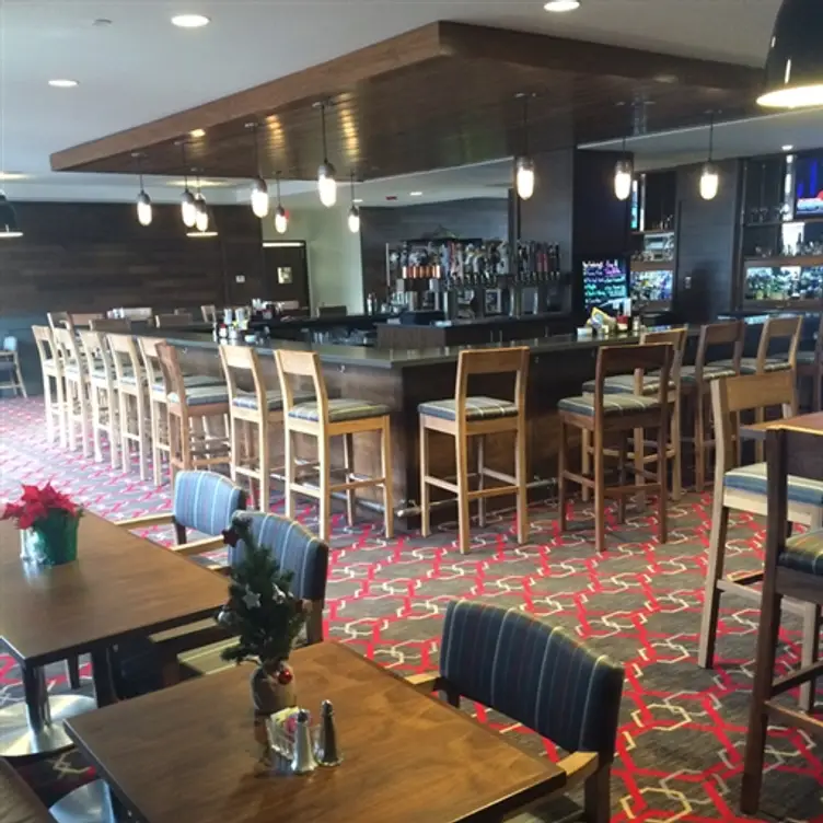 Hop Union Gastropub - Updated 2025, American Restaurant in Romulus, MI