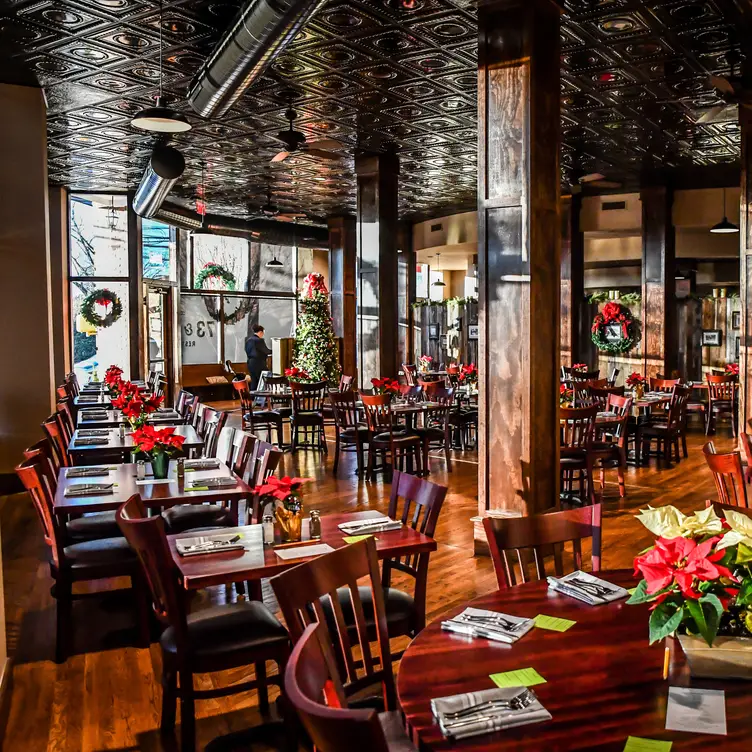 73 and Main - Updated 2025, American Restaurant in Mt Pleasant, NC