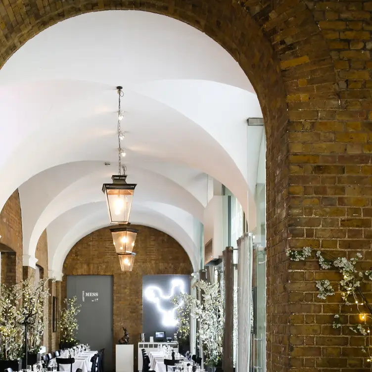 Gallery Mess - Updated 2024, Británico Restaurant in London