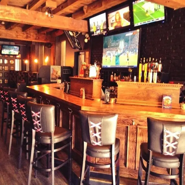 Sip Club - Updated 2024, Canadian Restaurant in Guelph, ON