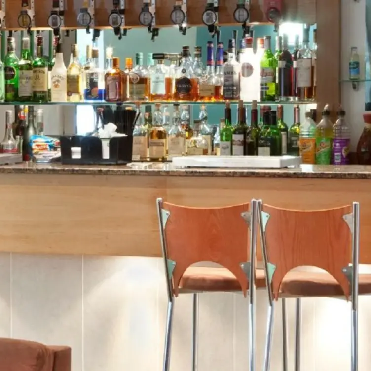 Restaurante The Spot Kitchen & Bar, Bristol Airport - Bristol, , Avon ...