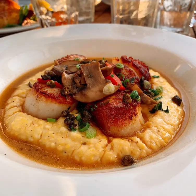 Bud & Alley's Waterfront Restaurant & Bar Restaurant - Santa Rosa Beach ...