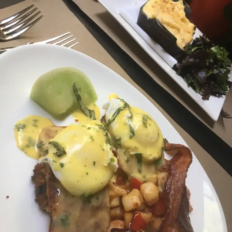 Ruvo East - Top Rated Restaurant in Port Jefferson, NY | OpenTable