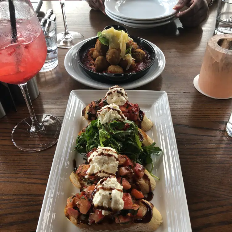 Pinstripes - Bethesda Restaurant - North Bethesda, MD | OpenTable