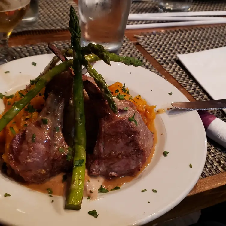 Bilbo Baggins - Top Rated Restaurant in Alexandria, VA | OpenTable