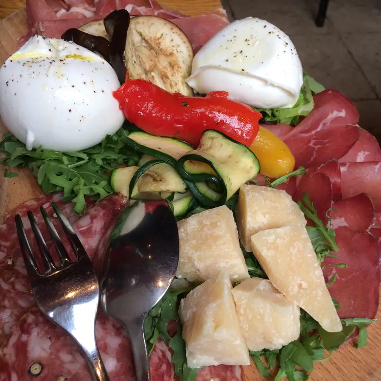 Locanda Ottoemezzo Restaurant - London, | OpenTable