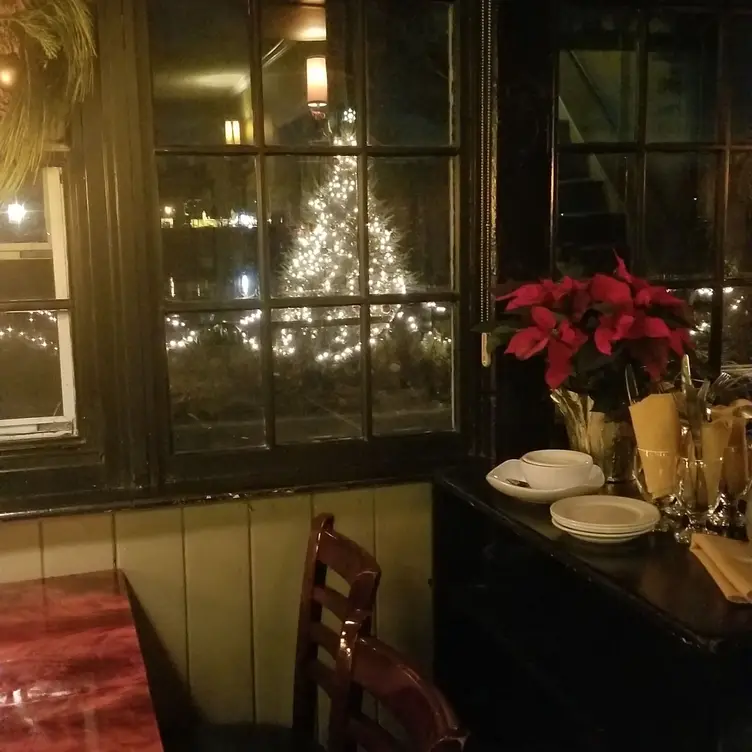 Yardley Inn Restaurant and Bar - Top Rated Restaurant in Yardley, PA ...