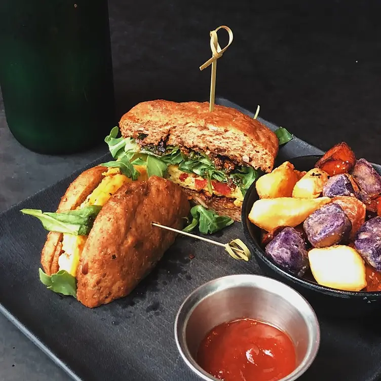 Restaurante Vital Root - Denver, CO | OpenTable