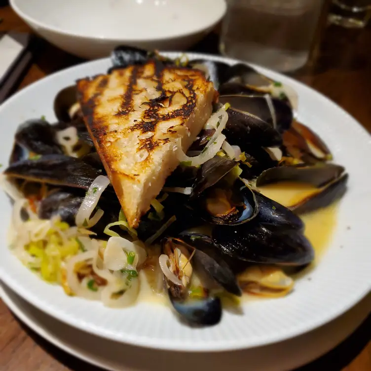 Restaurante The Sinclair - Cambridge, , MA | OpenTable