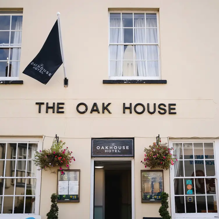 The Oak House Hotel & Restaurant - Updated 2025, British Restaurant in ...