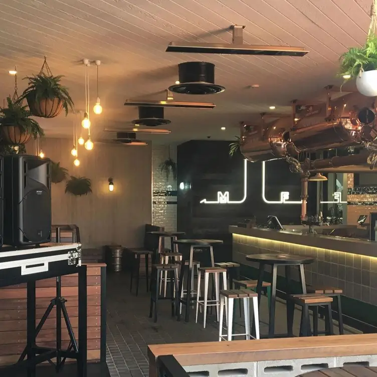 Restaurante Derrimut Hotel - Melbourne, , AU-VIC | Reserva en OpenTable