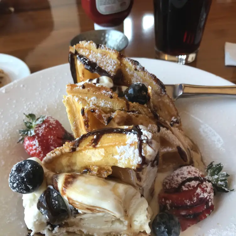 Grille & Pub at Hartefeld National - Top Rated Restaurant in Avondale ...