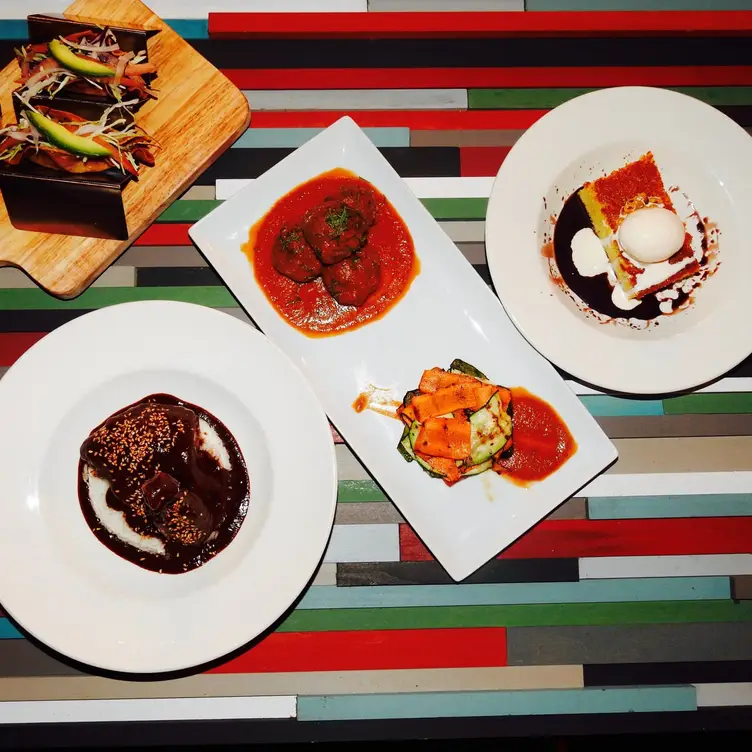 Rosa's - Updated 2025, Southwest American Restaurant in Hamilton, Bermuda