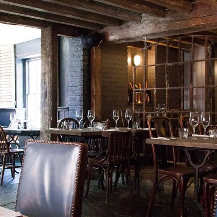 The Ship Inn - Updated 2025, Gastro Pub in Rye, East Sussex