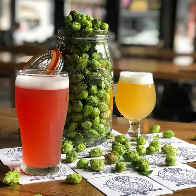 Restaurante Little Brother Brewing - Greensboro, , NC | OpenTable