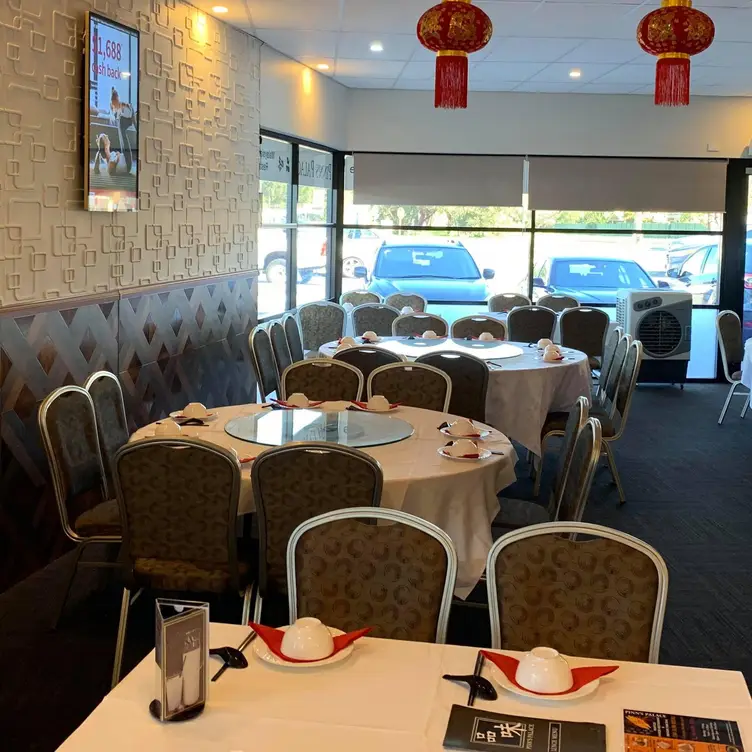 Restaurante Pinn's Palace Chinese Restaurant - Perth, , WA | OpenTable