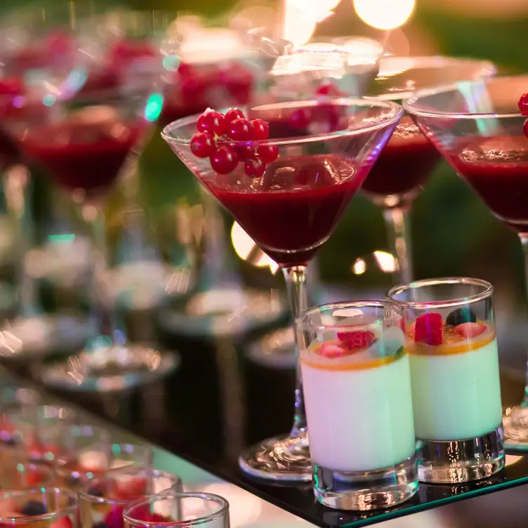 The Three Compasses Restaurant - London, , ENG | OpenTable