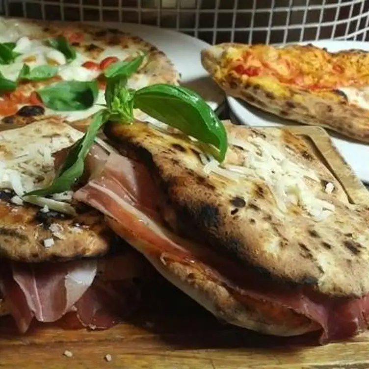 L'oro Di Napoli Ealing Branch Restaurant - Updated 2023 | Book your ...