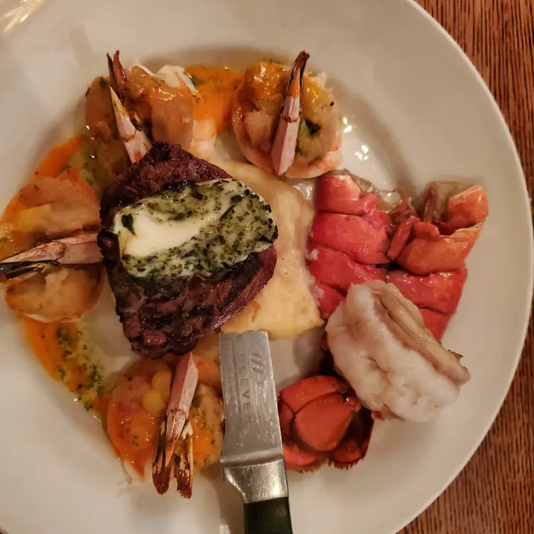 Restaurante 111 Chop House - Worcester, MA | OpenTable