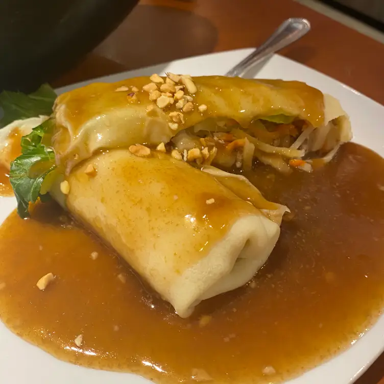 Max's Restaurant, Cuisine of the Philippines Restaurant - Las Vegas, NV ...