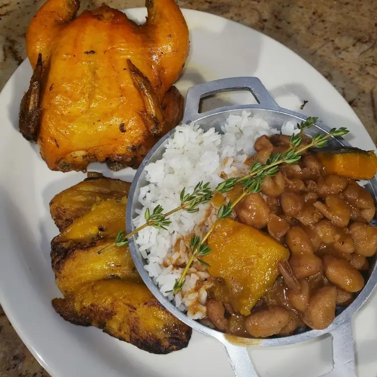 Polygon BK (Latin Pizza and Latin Cuisine) Restaurant - Brooklyn, NY ...