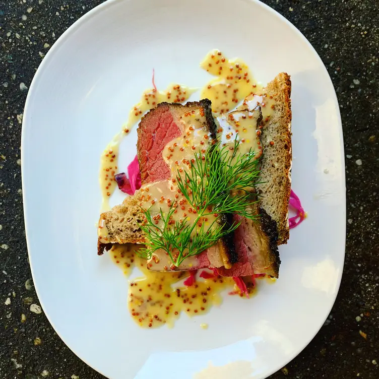 Almond - Bridgehampton Restaurant - Bridgehampton, NY | OpenTable