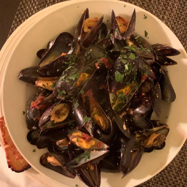 Poletto Winebar - Top Rated Restaurant in Hamburg, HH | OpenTable